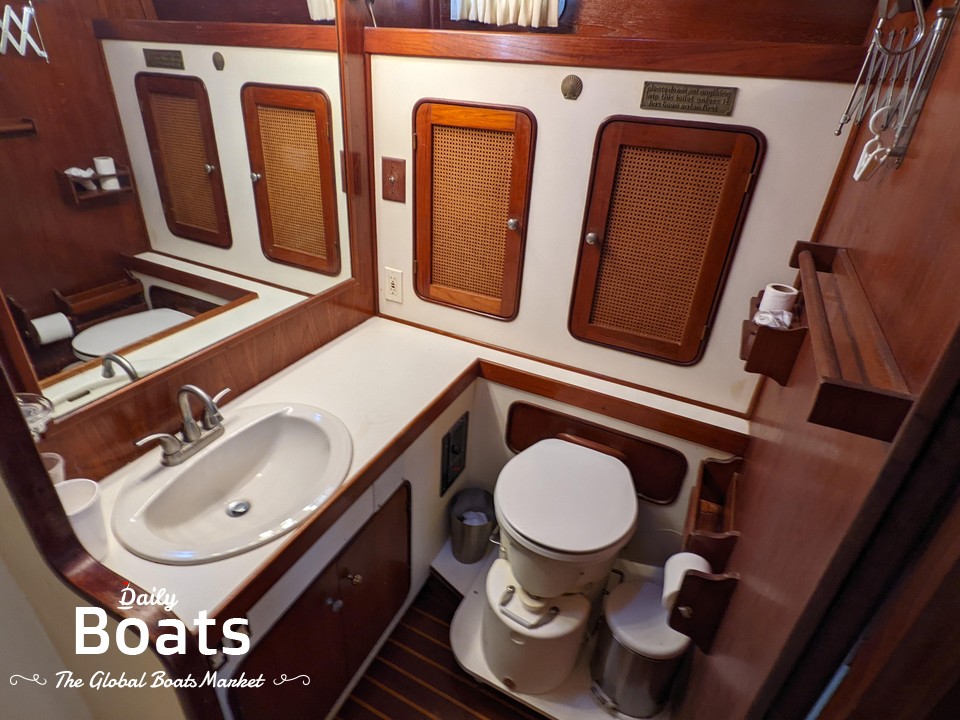 1980 Gulfstar Sailmaster for sale. View price, photos and Buy 1980 ...