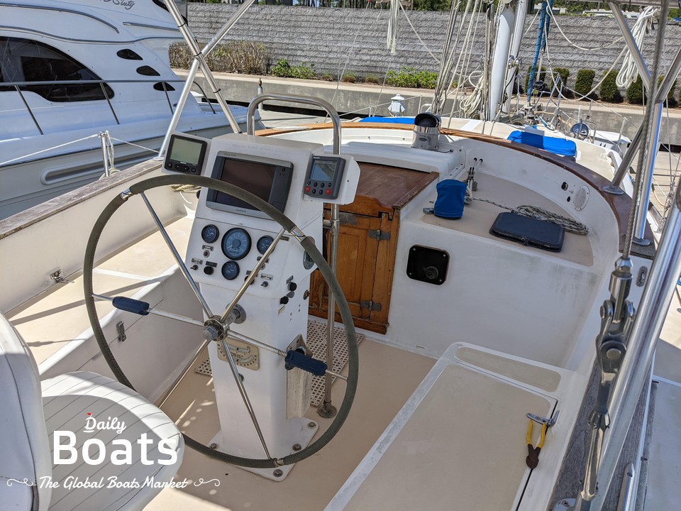 1980 Gulfstar Sailmaster for sale. View price, photos and Buy 1980 ...
