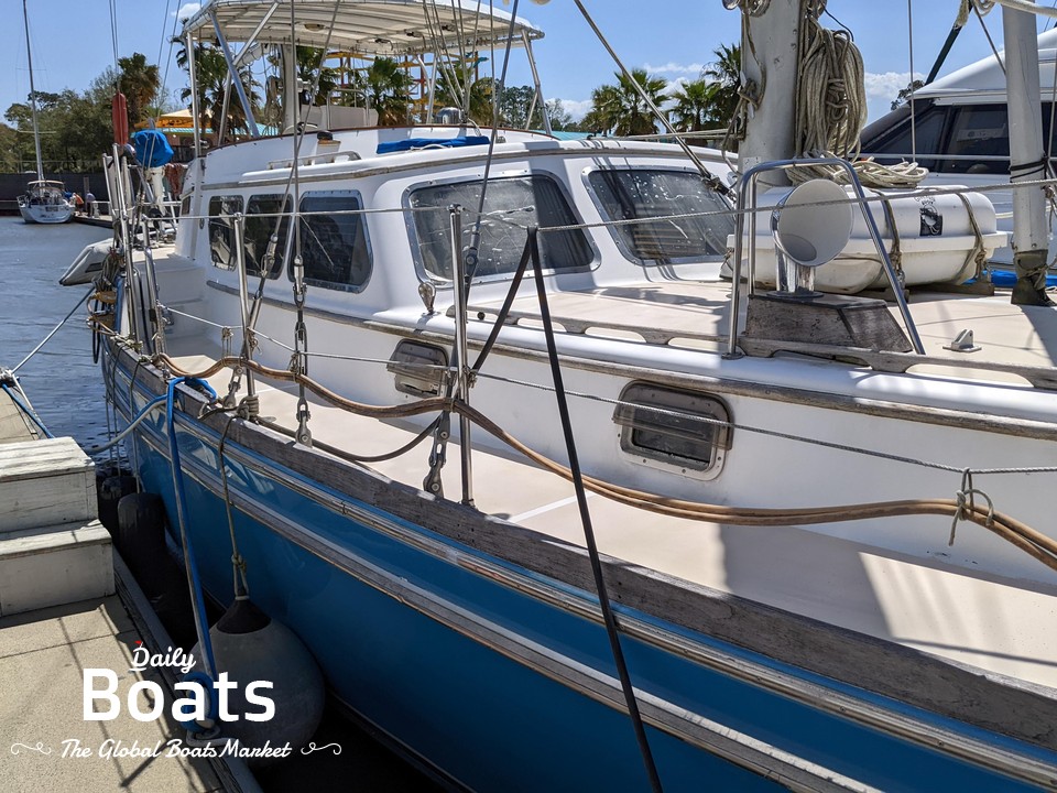 1980 Gulfstar Sailmaster for sale. View price, photos and Buy 1980 ...