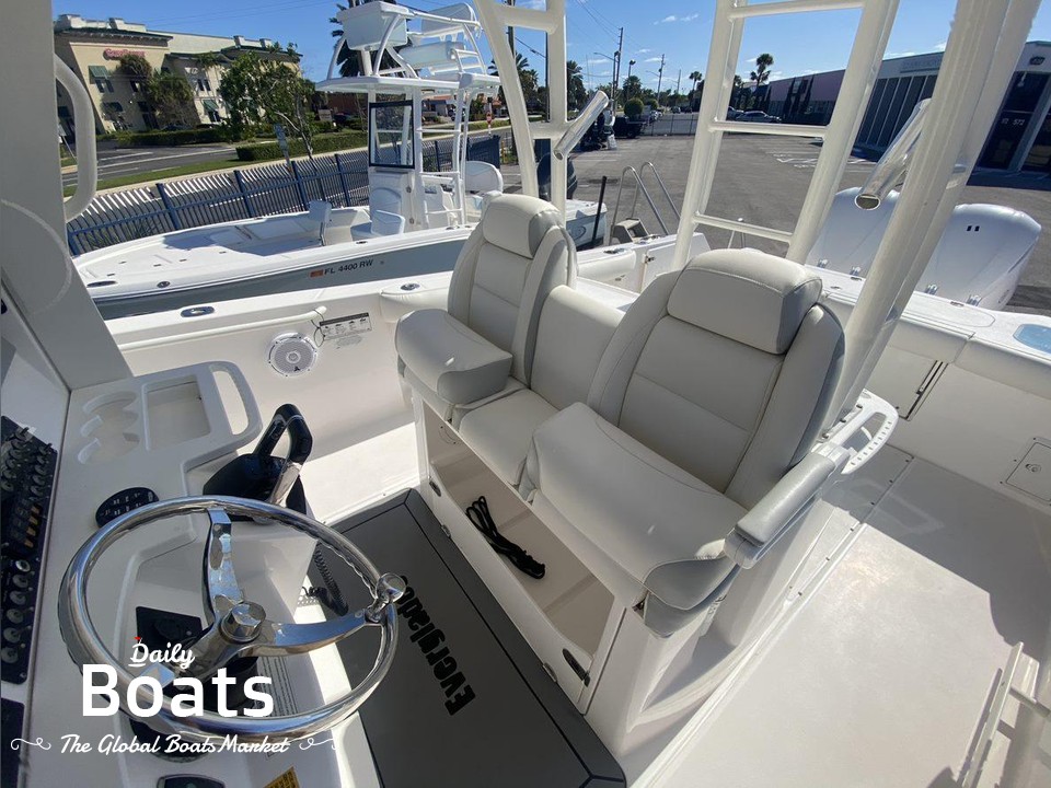 2016 Everglades 325Cc for sale. View price, photos and Buy 2016 ...