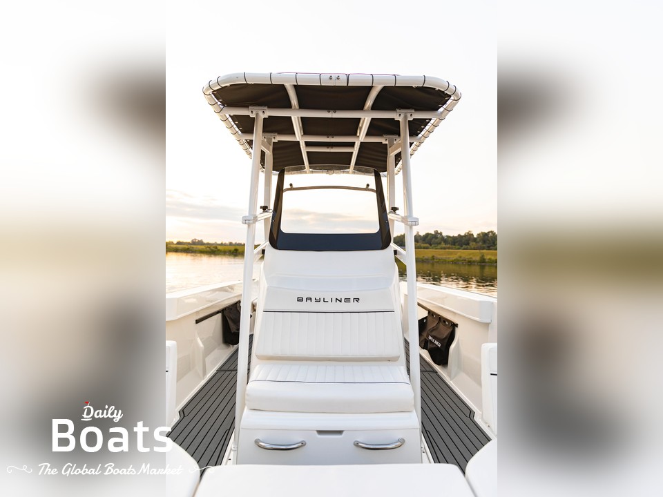 2022 Bayliner Trophy 22 Cc for sale. View price, photos and Buy 2022 ...