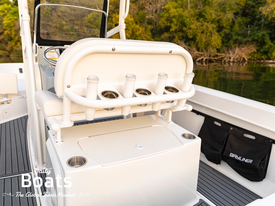 2022 Bayliner Trophy 22 Cc for sale. View price, photos and Buy 2022 ...