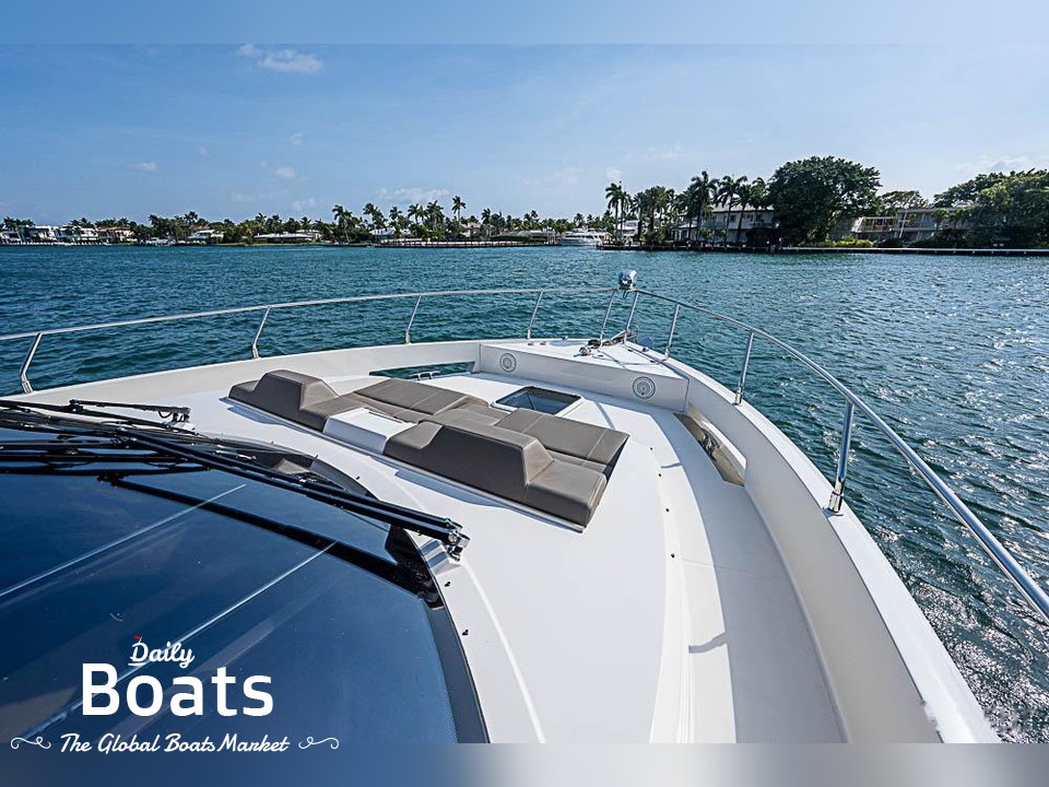 2017 Carver C52 Coupe for sale. View price, photos and Buy 2017 Carver ...