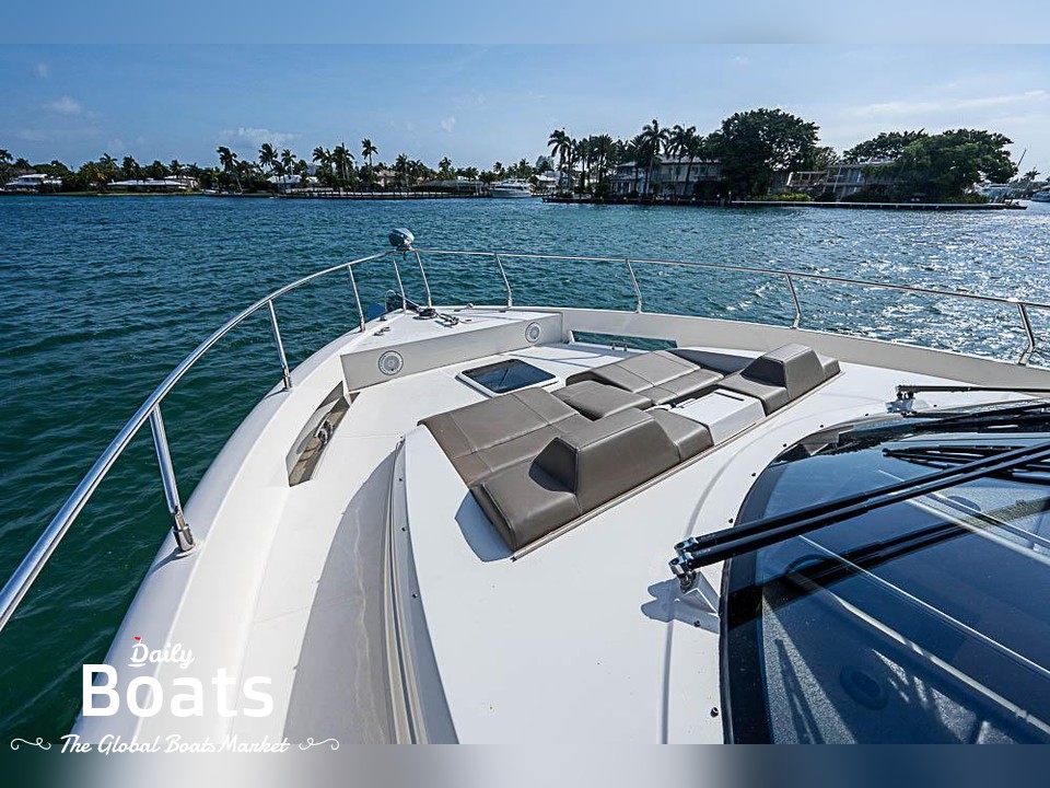 2017 Carver C52 Coupe for sale. View price, photos and Buy 2017 Carver ...