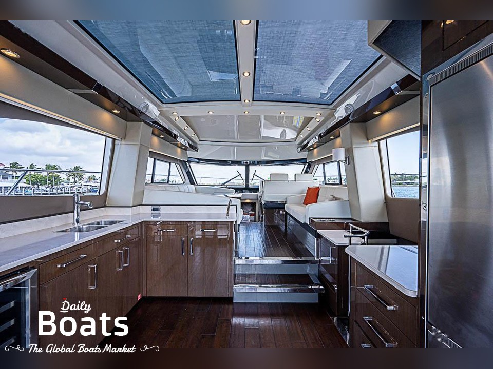 2017 Carver C52 Coupe for sale. View price, photos and Buy 2017 Carver ...