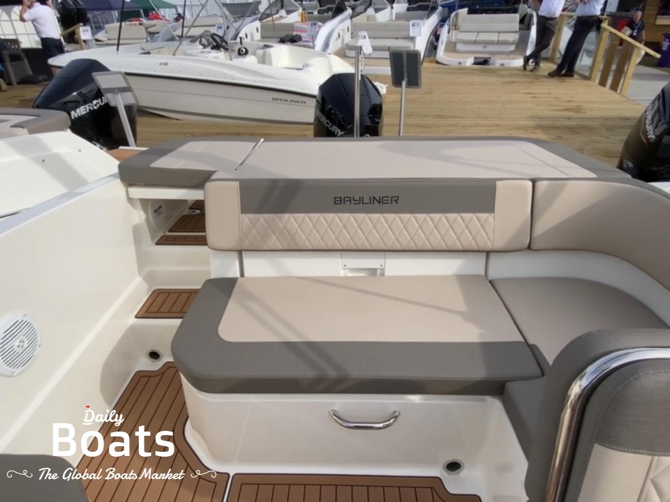 2020 Bayliner Vr6 Bowrider for sale. View price, photos and Buy 2020 ...