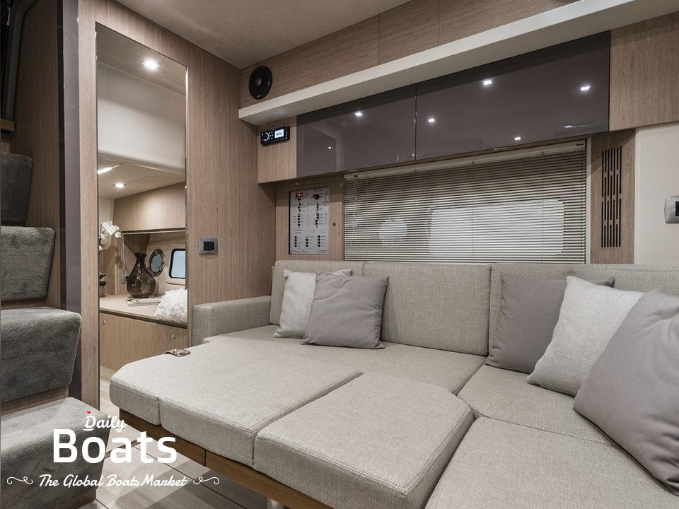 2021 Cranchi Z 35 for sale. View price, photos and Buy 2021 Cranchi Z ...