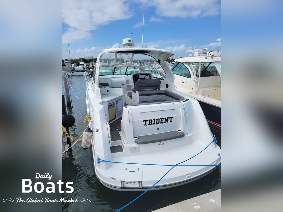 Rinker 37 express cruiser for sale - Daily Boats