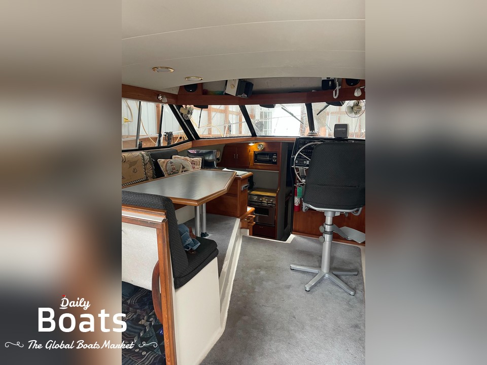 1993 Bayliner 3288 Motoryacht for sale. View price, photos and Buy 1993 ...