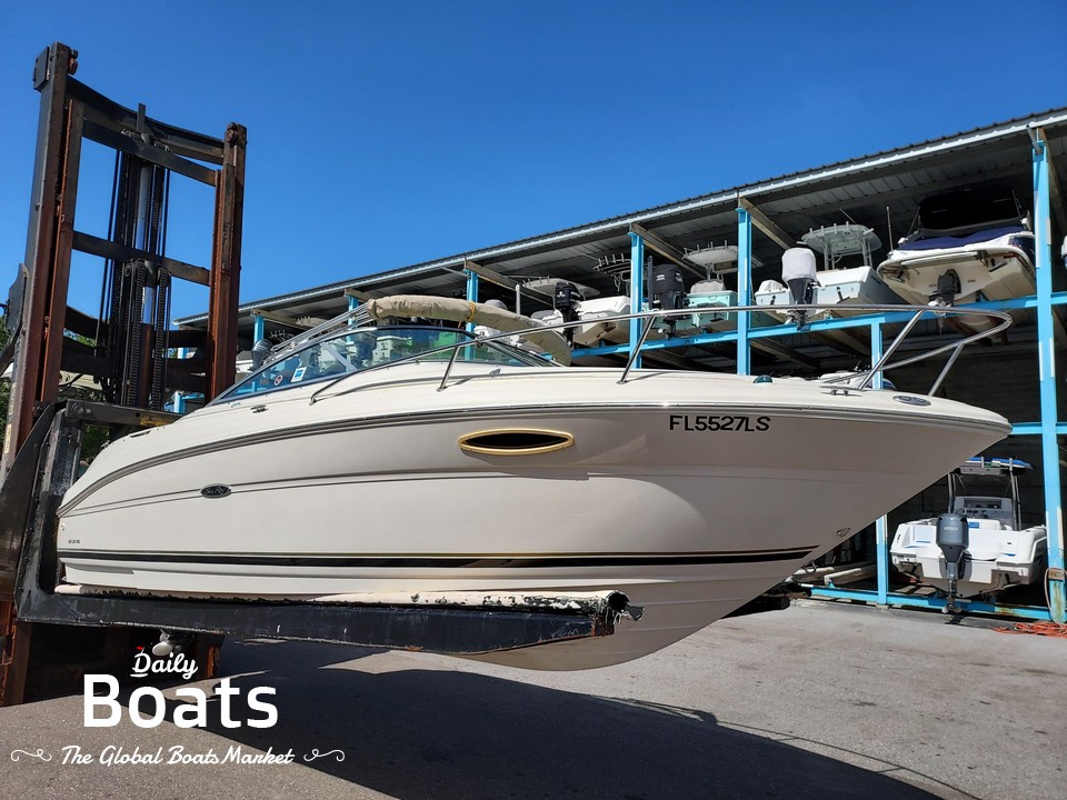 2001 Sea Ray 225 Weekender for sale. View price, photos and Buy 2001 ...
