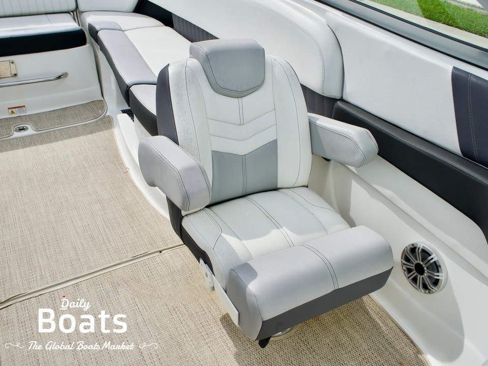 2016 Cruisers Sport Series 298 Bow Rider for sale. View price, photos ...