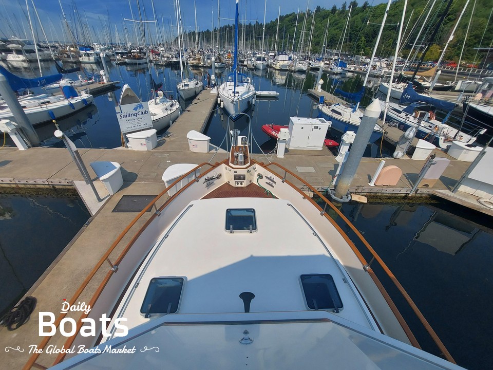 1987 Grand Banks 46 Classic for sale. View price, photos and Buy 1987 ...