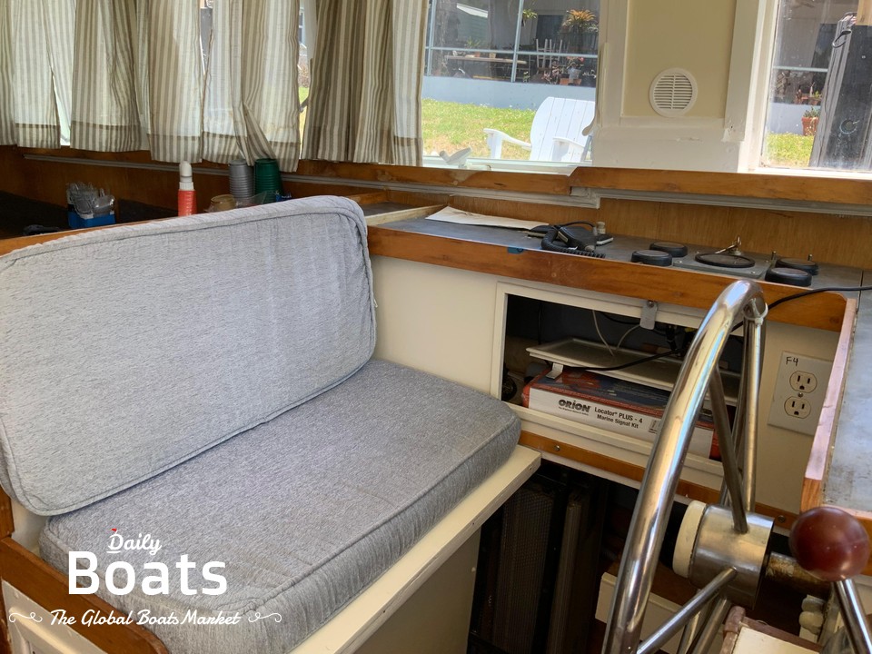 1991 Willard Marine 50 Us Navy Launch Conversion for sale. View price ...