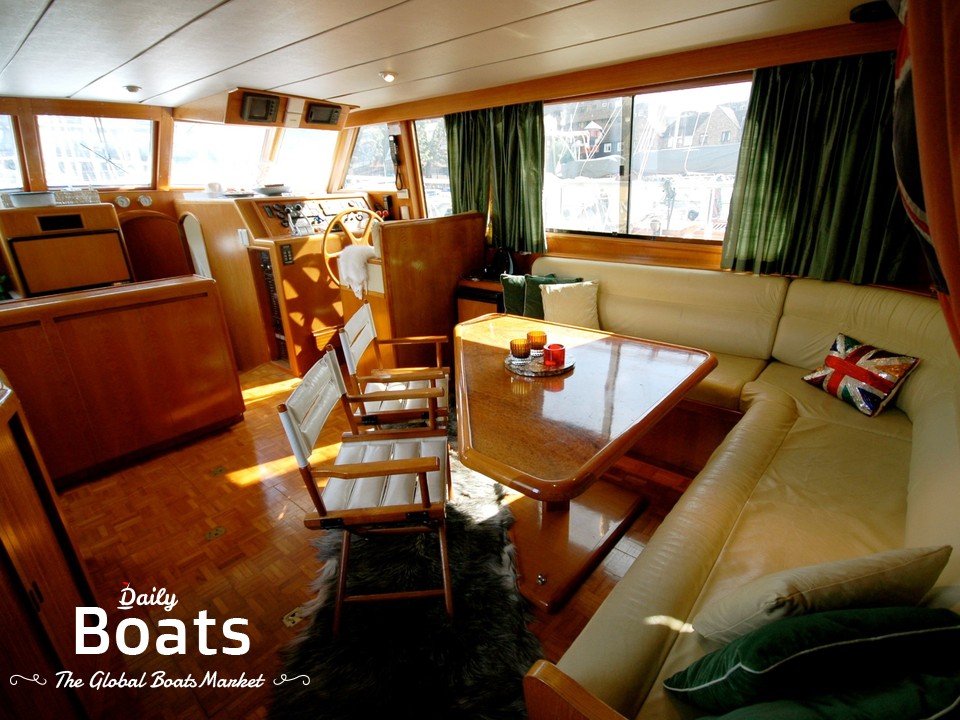 1991 Ocean Alexander 456 Classic for sale. View price, photos and Buy ...