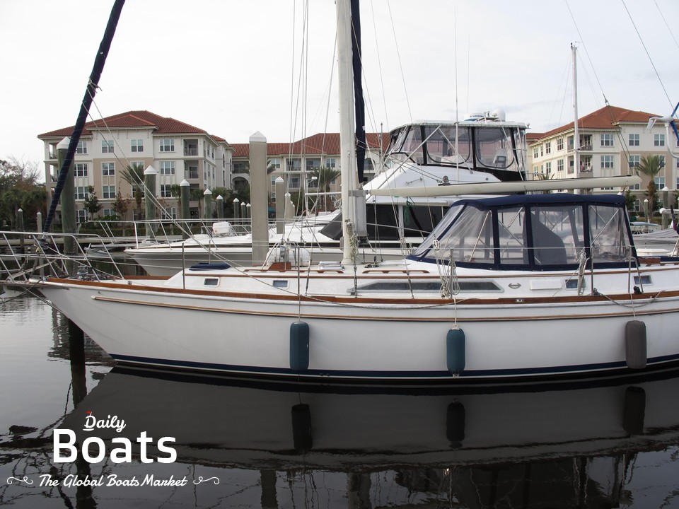 1984 Gulfstar 44 Cc for sale. View price, photos and Buy 1984 Gulfstar ...