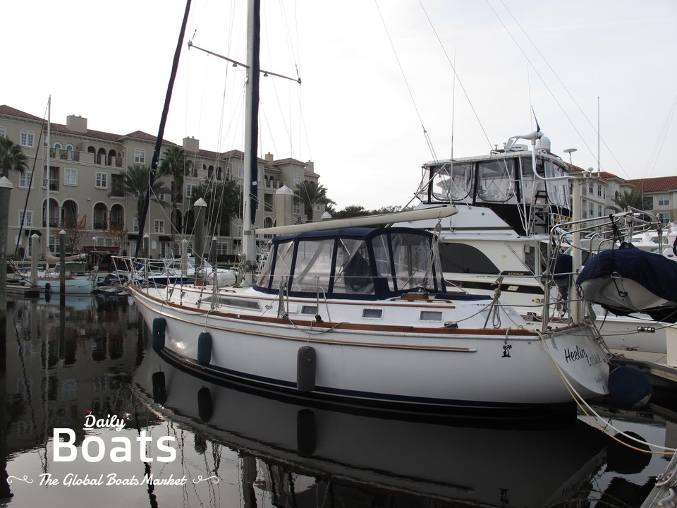 1984 Gulfstar 44 Cc for sale. View price, photos and Buy 1984 Gulfstar ...