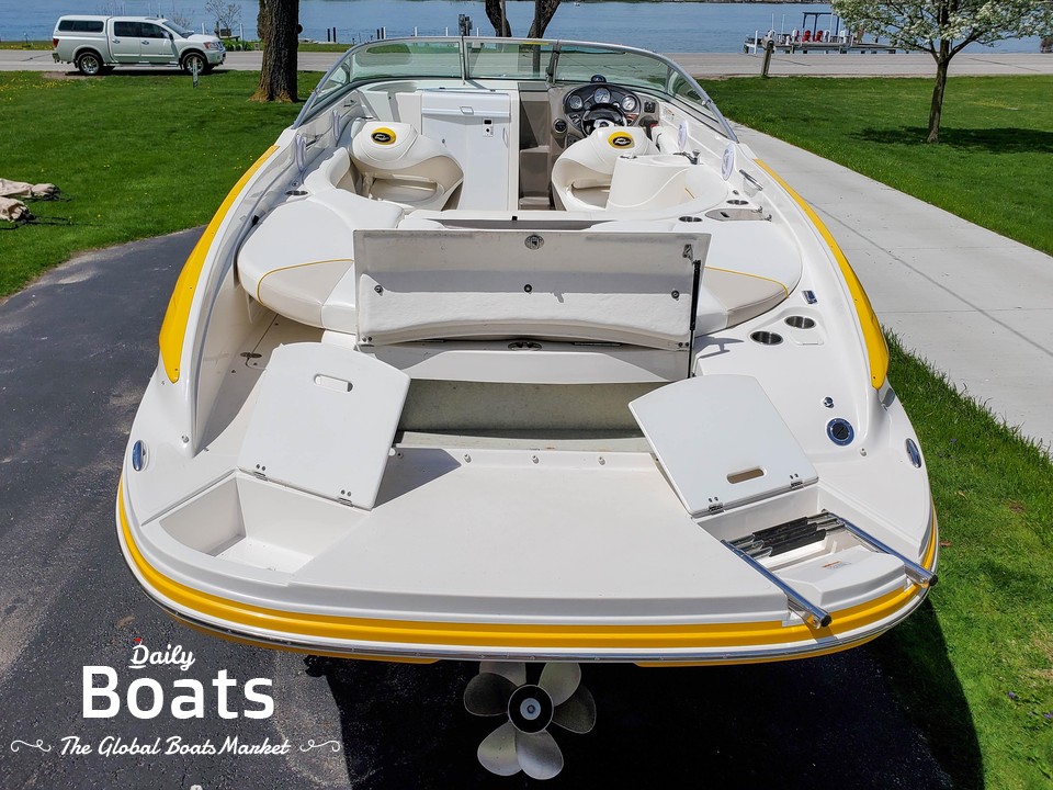 2007 Rinker 246 Captiva for sale. View price, photos and Buy 2007 ...