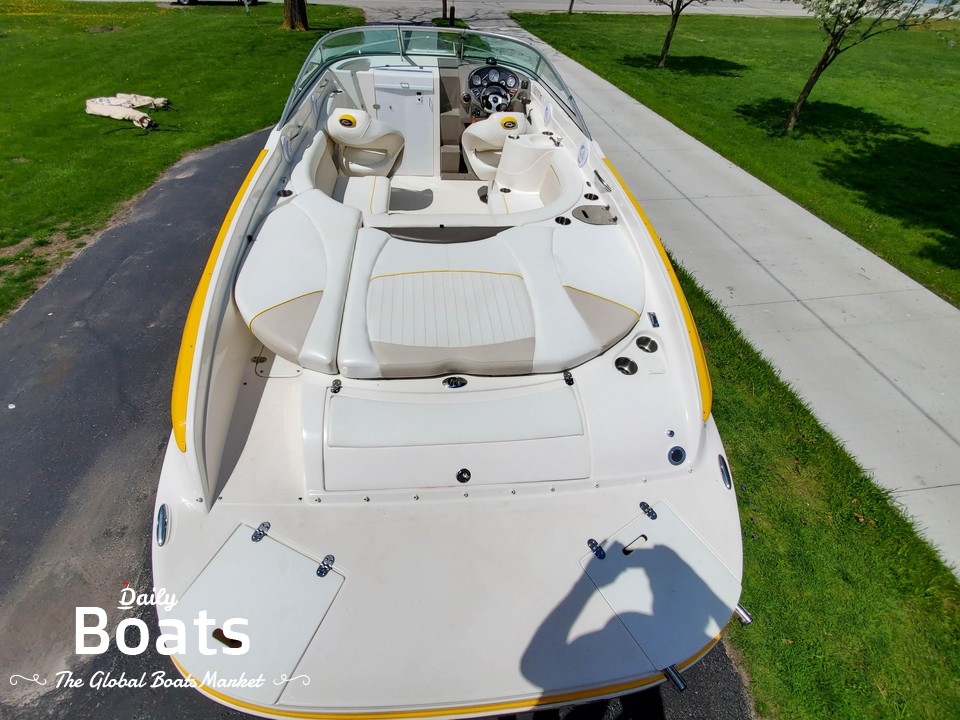 2007 Rinker 246 Captiva for sale. View price, photos and Buy 2007 ...