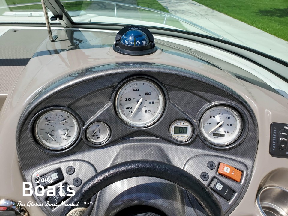 2007 Rinker 246 Captiva for sale. View price, photos and Buy 2007 ...