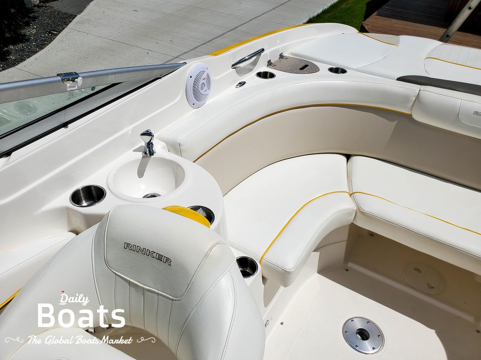 2007 Rinker 246 Captiva for sale. View price, photos and Buy 2007 ...