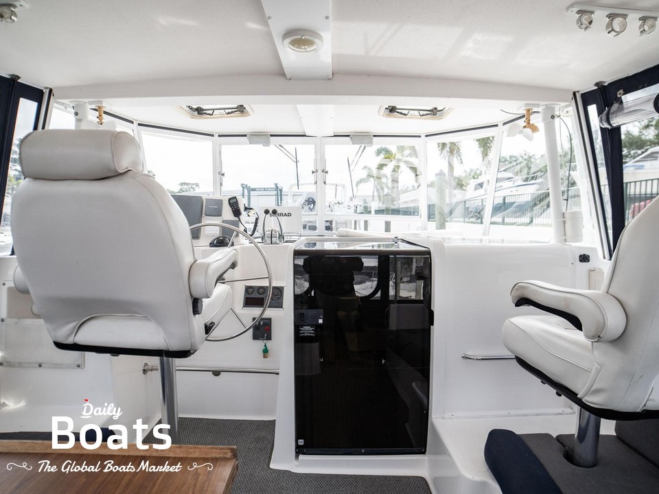 2004 Endeavour 38 Trawlercat for sale. View price, photos and Buy 2004 ...