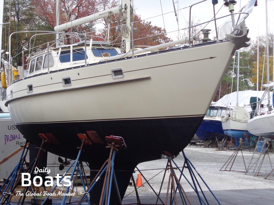 1982 Aztec Nautilus 40 Pilothouse (C&C) for sale. View price, photos ...