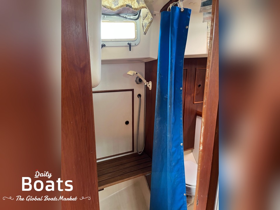 1986 Hinterhoeller Niagara 35 for sale. View price, photos and Buy 1986 ...