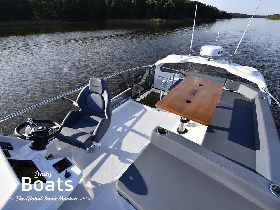 2022 Parker Monaco 110 Flybridge for sale. View price, photos and Buy ...