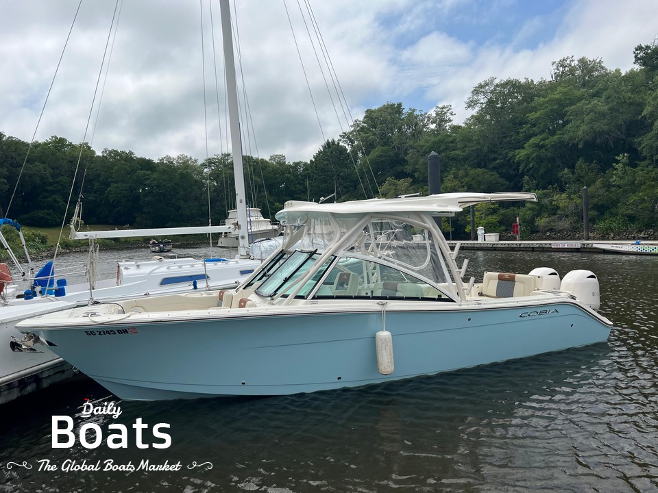 2018 Cobia 280 Dual Console for sale. View price, photos and Buy 2018 ...