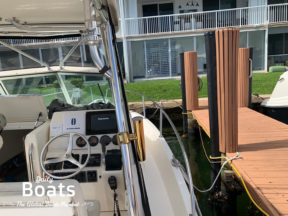 2003 Pursuit 2470 Walkaround for sale. View price, photos and Buy 2003 ...