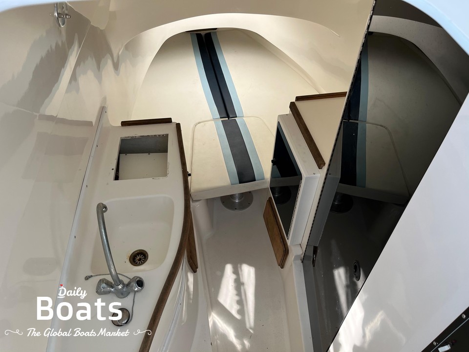 2003 Contender 31 Fish Around for sale. View price, photos and Buy 2003 ...