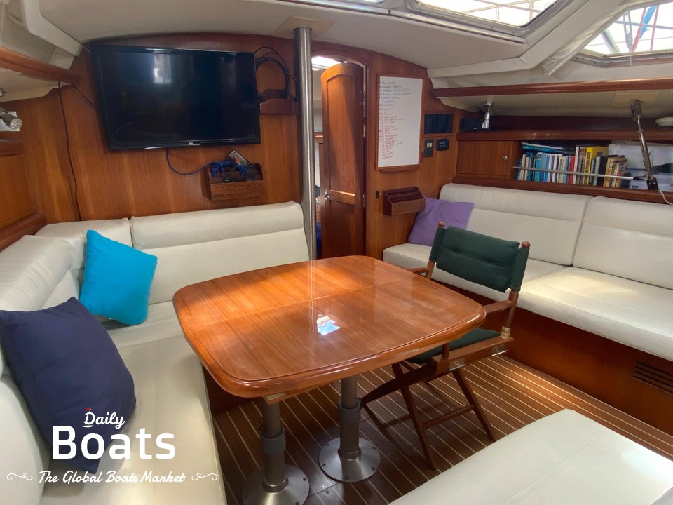 2004 Hunter 44 Deck Salon for sale. View price, photos and Buy 2004 ...