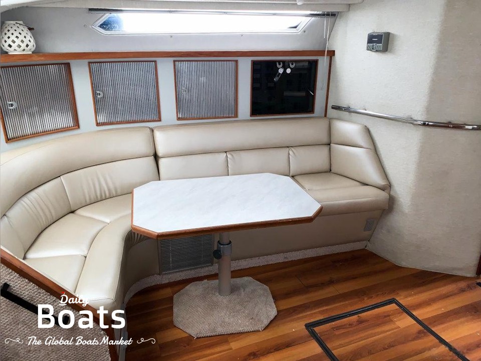 1990 Sea Ray 390 Express Cruiser for sale. View price, photos and Buy ...