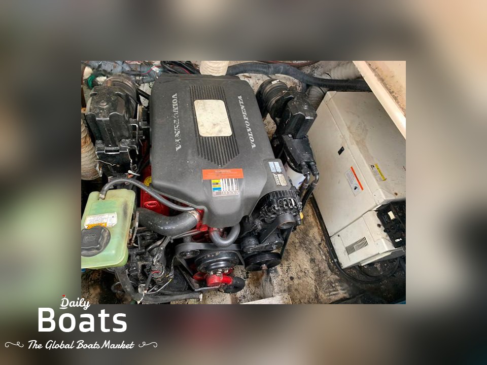 2005 Rinker Fiesta Vee 342 for sale. View price, photos and Buy 2005 ...