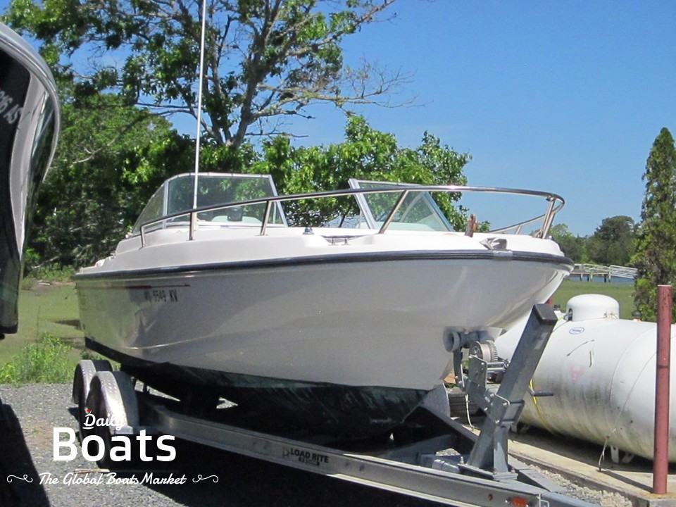 1996 Boston Whaler 20 Dauntless for sale. View price, photos and Buy ...