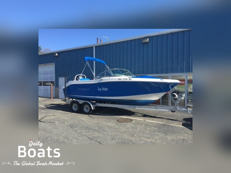 2018 Robalo R207 Dual Console for sale. View price, photos and Buy 2018 ...