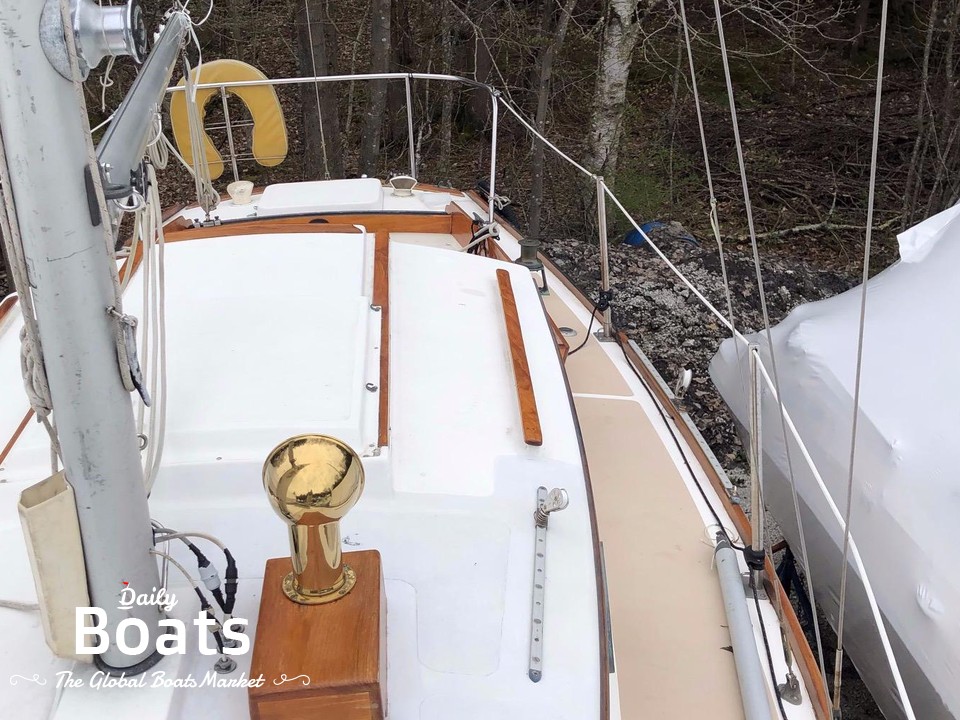 1979 Cape Dory 27 for sale. View price, photos and Buy 1979 Cape Dory ...