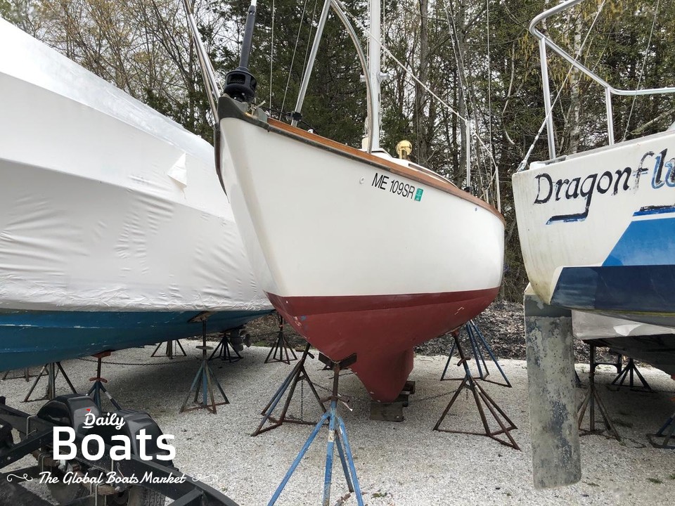 1979 Cape Dory 27 for sale. View price, photos and Buy 1979 Cape Dory ...