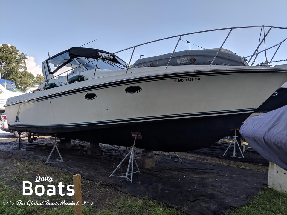 1989 Trojan 10 Meter International Express for sale. View price, photos ...