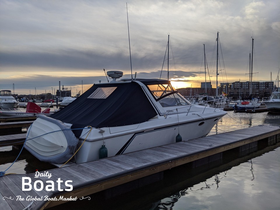 1989 Trojan 10 Meter International Express for sale. View price, photos ...