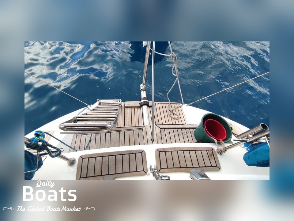 2004 Custom Aluminium Cutter Lifting Centreboard for sale. View price ...