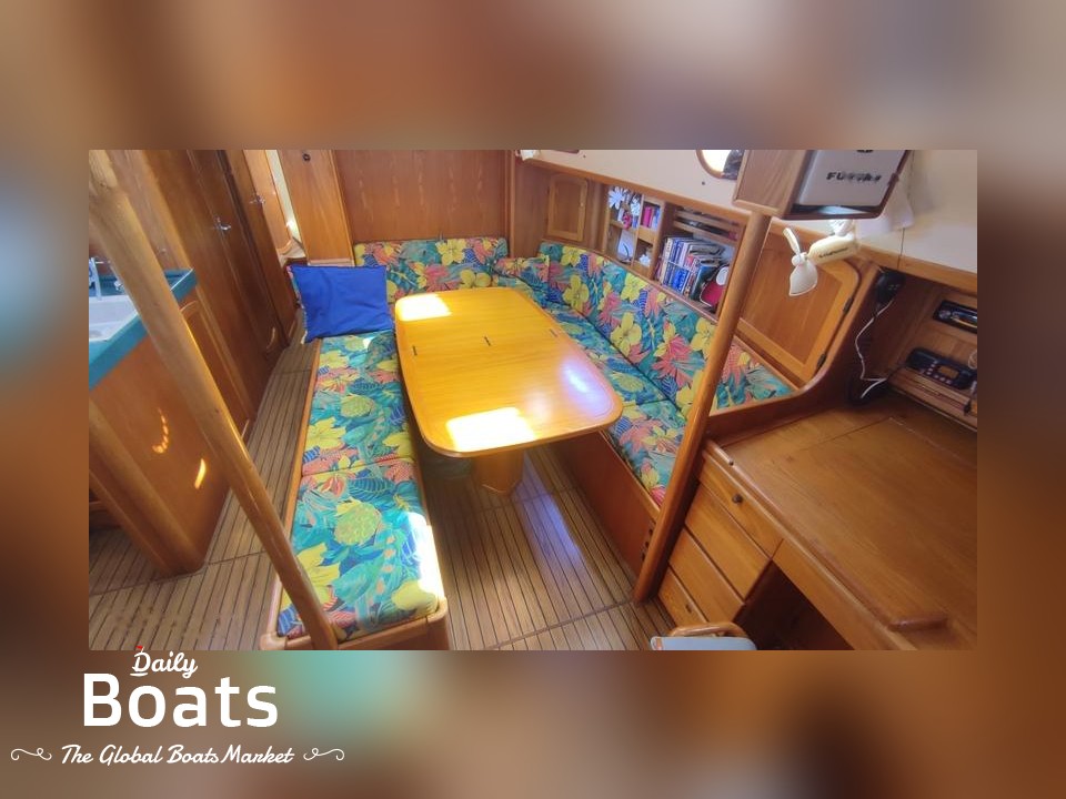 2004 Custom Aluminium Cutter Lifting Centreboard for sale. View price ...