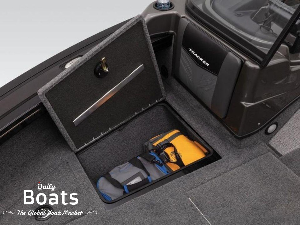 2022 Tracker Targa(TM) V-19 Wt for sale. View price, photos and Buy ...