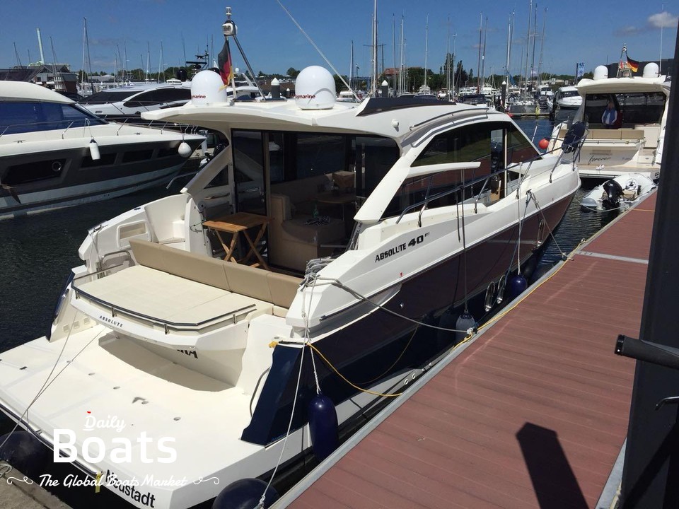 Yachts Absolute 40 sty for sale - Daily Boats