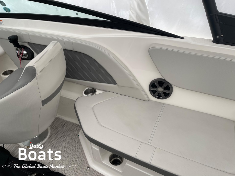 2020 Sea Ray 23 Spx Outboard for sale. View price, photos and Buy 2020 ...