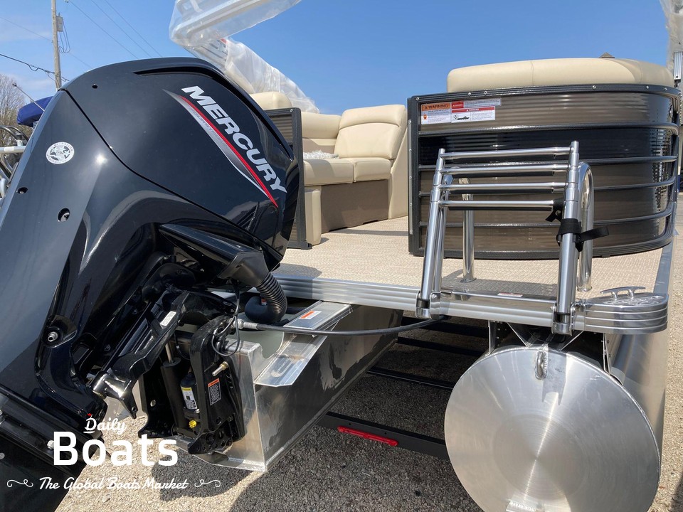 2022 Crest Classic Lx 200 Slc for sale. View price, photos and Buy 2022 ...