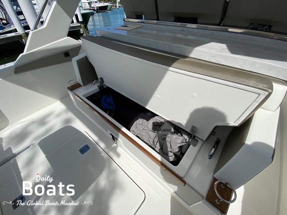 2022 Tiara Yachts 34 Ls for sale. View price, photos and Buy 2022 Tiara ...