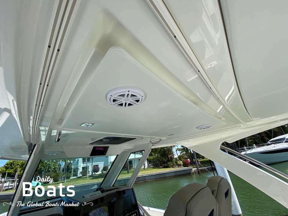 2022 Tiara Yachts 34 Ls for sale. View price, photos and Buy 2022 Tiara ...