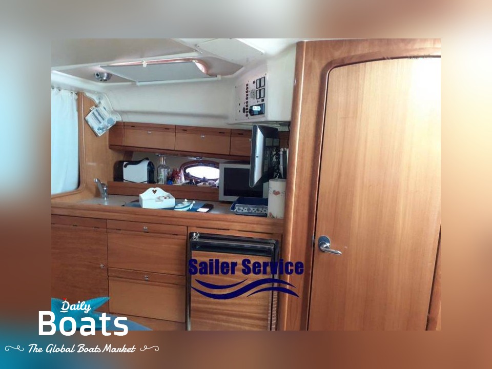 2006 Bavaria Yacht Bvaria 32 HT for sale. View price, photos and Buy ...