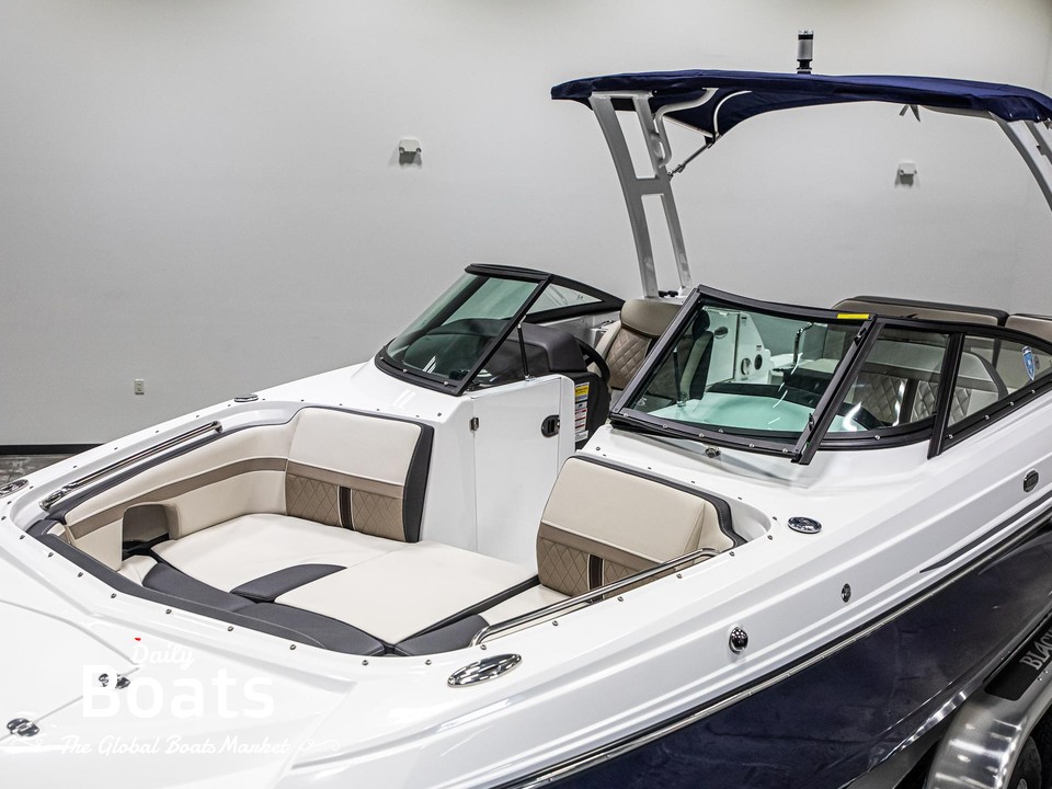 2022 Monterey M4 for sale. View price, photos and Buy 2022 Monterey M4 ...